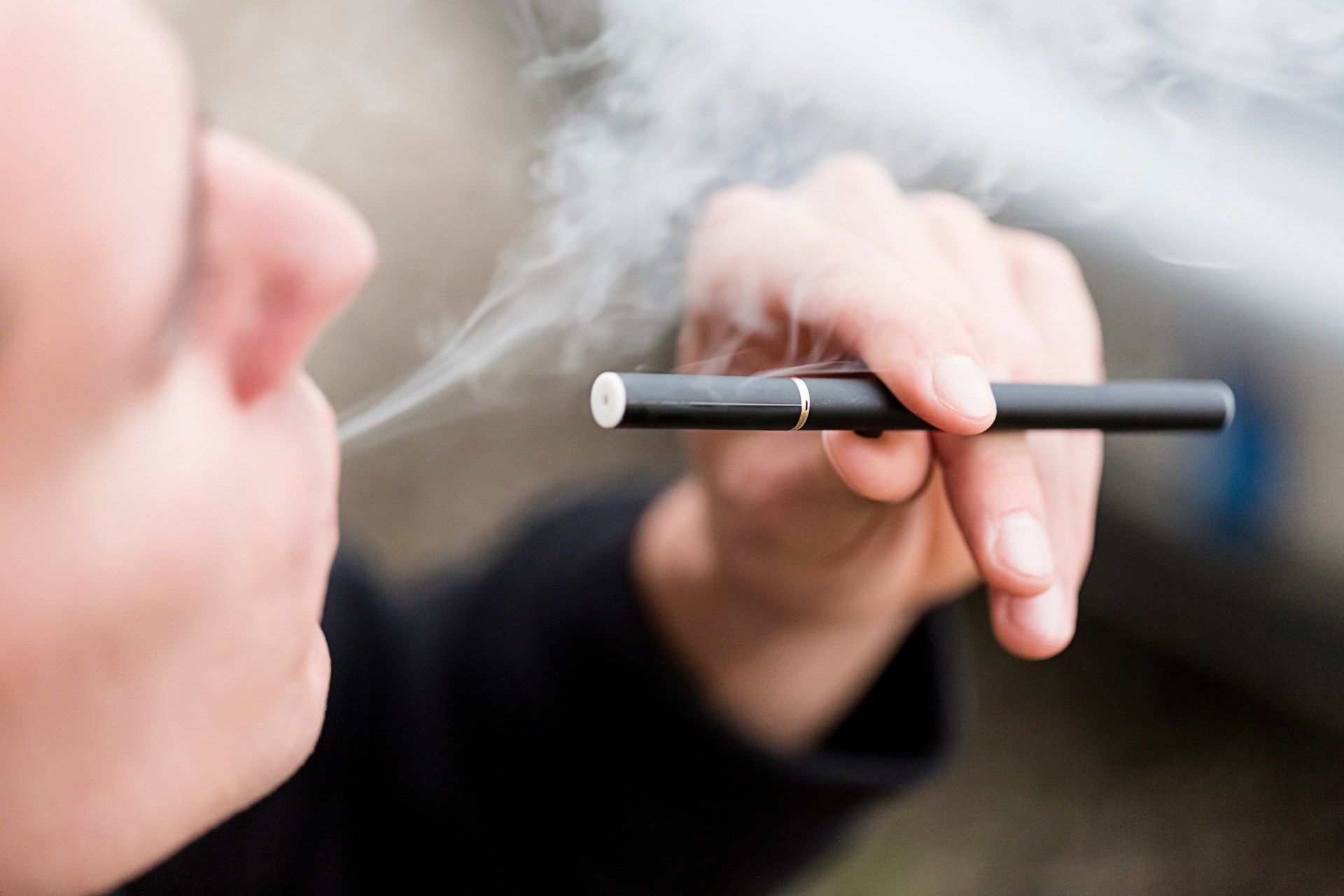 Can Vaping Harm Your Teeth ?| Mountain Home, AR